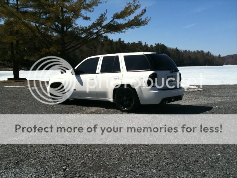 White tbss Powdercoat Gloss black rims.. | Chevy Trailblazer SS Forum